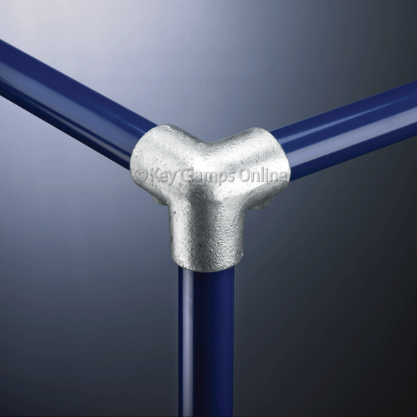 A018 3 Way 90 Degree Top Corner Key Clamp 42.4mm – Key Clamps Online